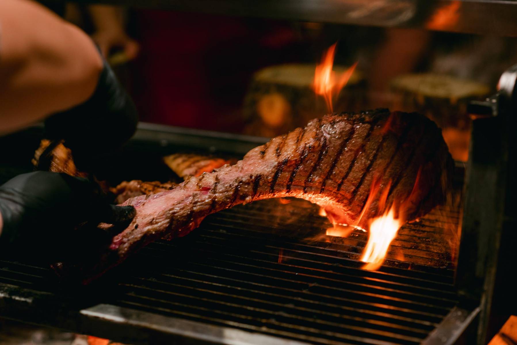 Pullman Phu Quoc Beach Resort - MAD COW WINE & GRILL